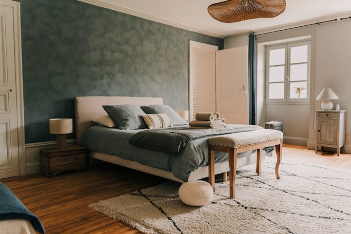 Maison D'hôtes La Lhuiseraie, Chambre Dormance - Morestel