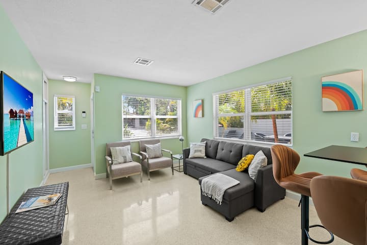 Sunny Apartment In Quiet Lush Neighborhood - Tamarac