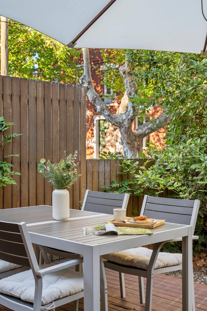 Private Patio | Ideal Location | Family Friendly - Melbourne