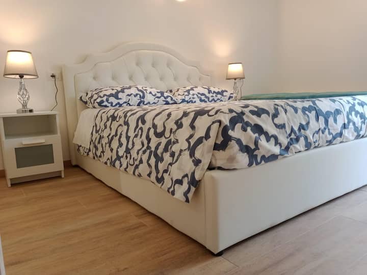 La Grotta Sardegna Apt With 4 Bedrooms - Sardinia