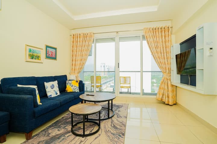 Una Cozy 1-bed Apt W/mountain Views |Elysium Tower - Islamabad