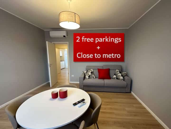 Appartamento Due Parcheggi E Vicino Metro - Milan