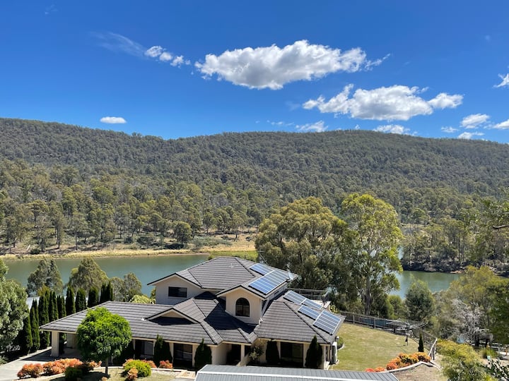 Lakeside Living - Launceston