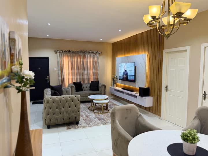 Luxury 2-bed W 24h Light In Kolapo Ishola Gra - İbadan