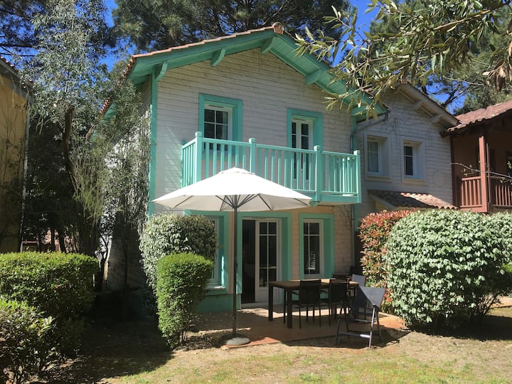 Maison 3 Chambres Sur Le Gôlf Piscine Chauffée - Lacanau
