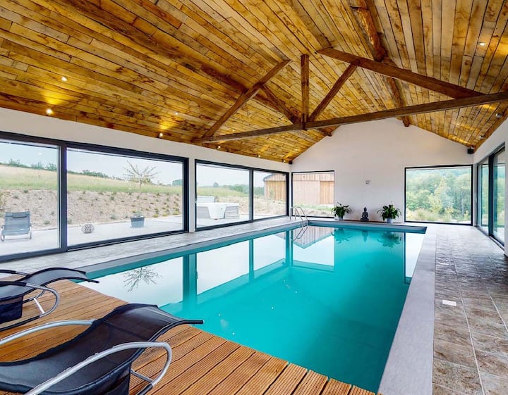 Le Domaine Des Vers Luisants : 18 Personnes - Couvin