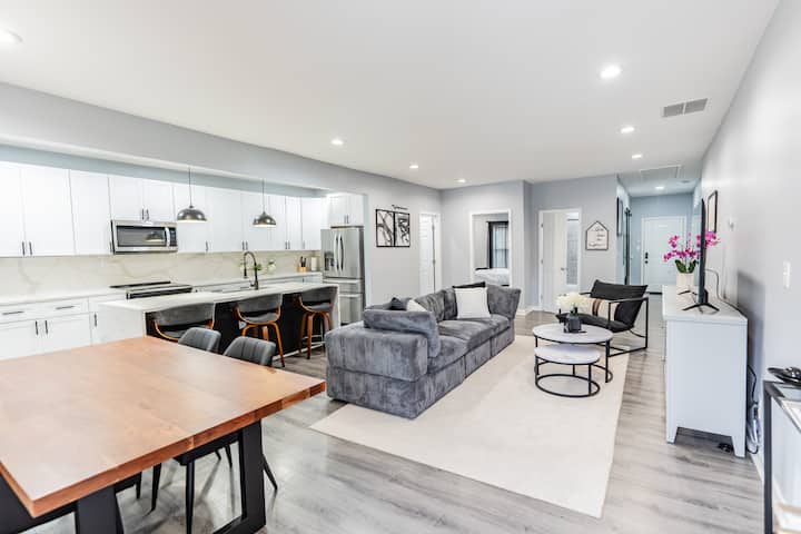 Luxe Bungalow Retreat - Near State Farm & Mb Stad - Atlanta