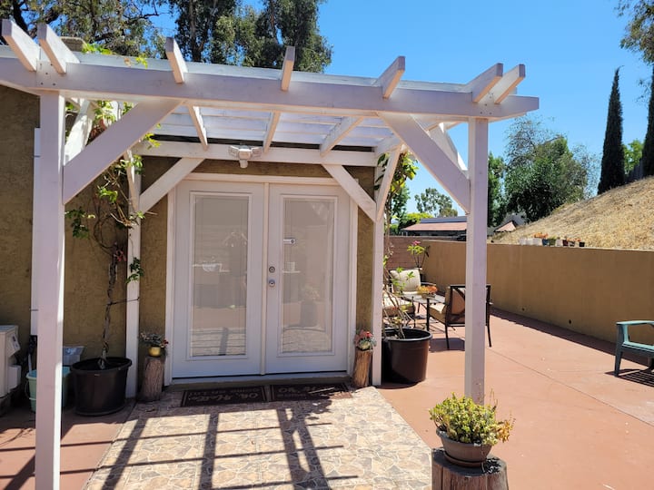 Private Guest Suite In West Covina / Walnut - West Covina, CA