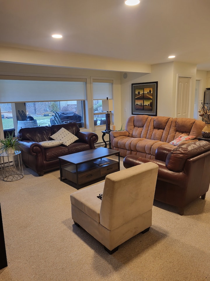 Paradise Suites Licensed Airbnb #9023 - Kelowna