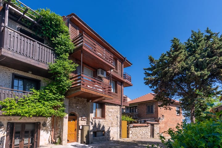 Quiet Apartment + Kitchen | 1 Min From The Beach - Nesebyr