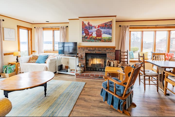 Cozy Lakeside Two Bedroom Condo! - Vermont
