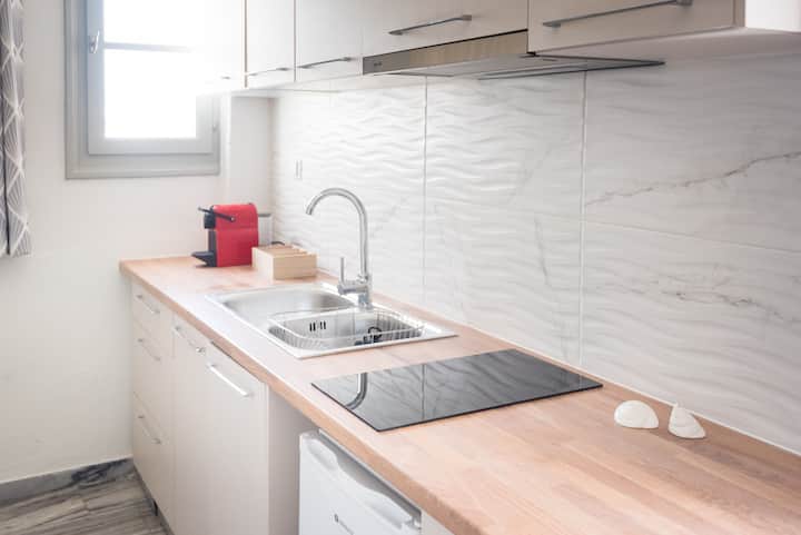 Swell S11 New Studio In Naousa - Paros