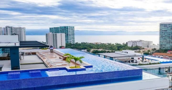 Zoho Headted Rooftop Pool Gym Cinema @ - Puerto Vallarta