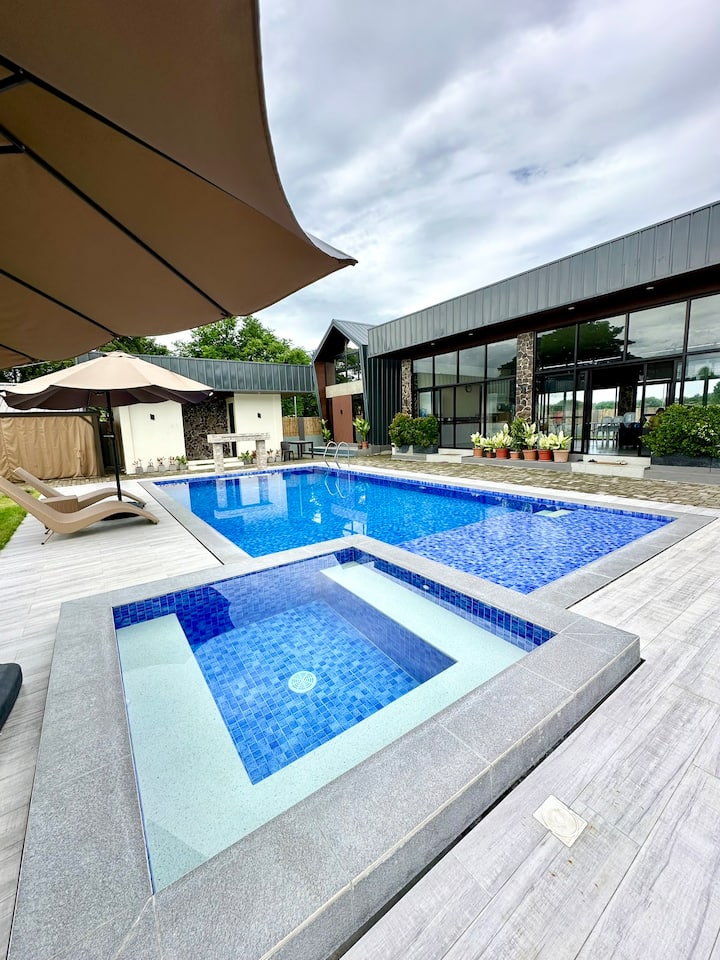 Benita Cabins - Private Resort Wifi Unli Videoke - Candaba