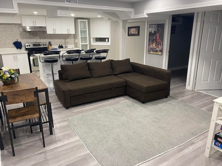 Toronto World Cup Fifa 2026  3 Bed Basement Apt - Pickering