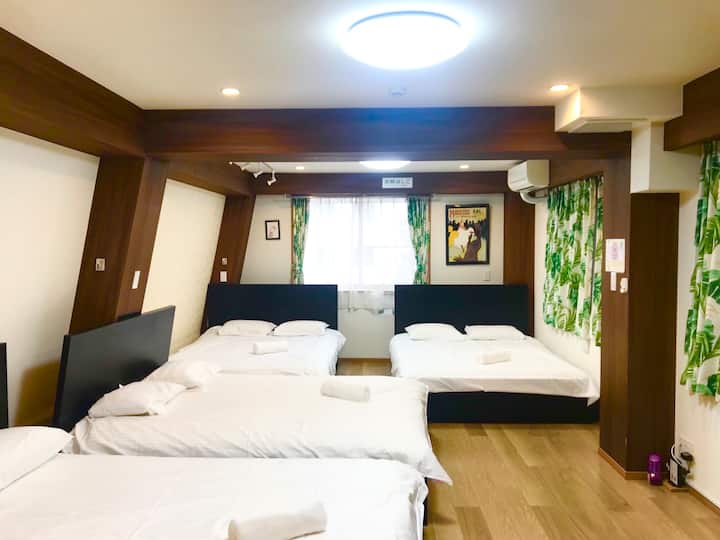 Spacious Stunning Studio Apt With 4 Double Beds - Shinjuku