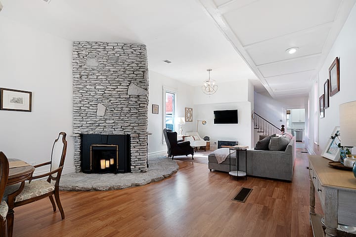 Charming Old Lou -Derby, St. James, Central Park - Louisville, KY