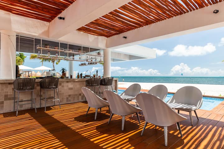 Beach Club 2br Apartment 4 Guests With Pools - Isla Mujeres