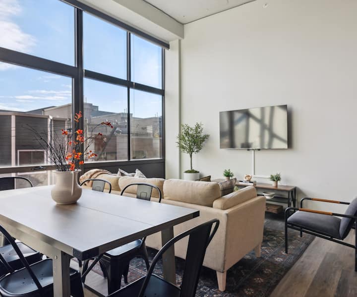 Rooftop, Gym, Game Room | Urban Haven - East Oak Lane – Philadelphia