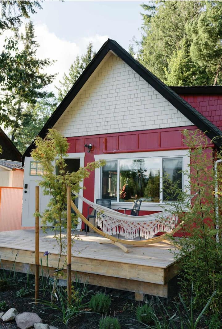 Private Cabin Retreat - Vancouver Island