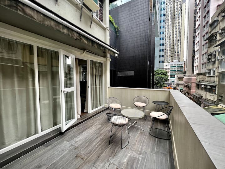 Hidden Gem With Terrance In City Center - Sai Ying Pun