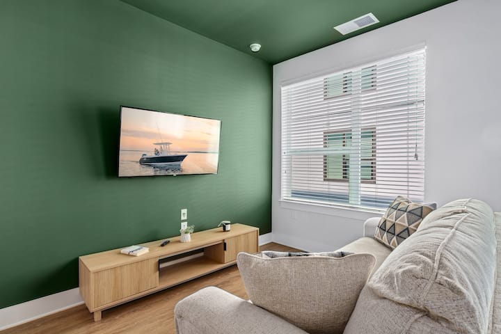 Stylish Studio With One Queen Bed | Raymond James! - Aéroport de Tampa (TPA)