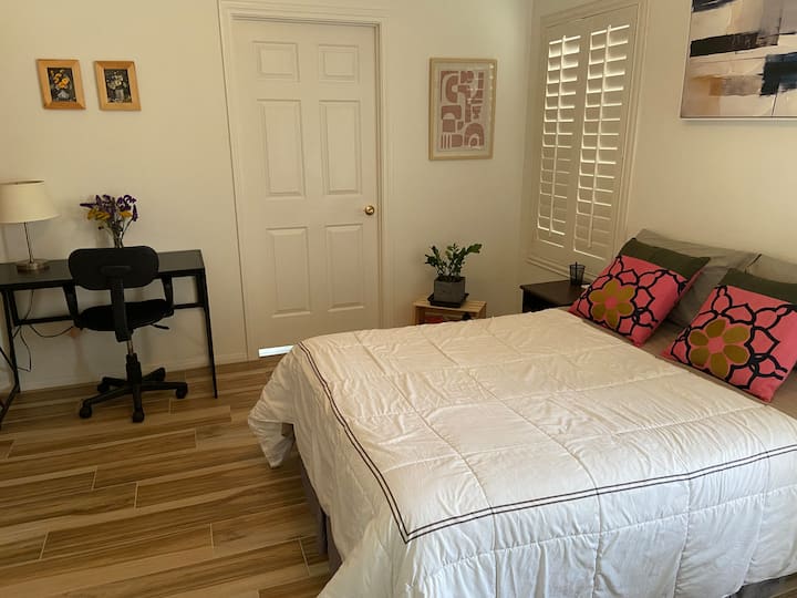 Nice Suite Apartment With Full Bath - Las Vegas, NV