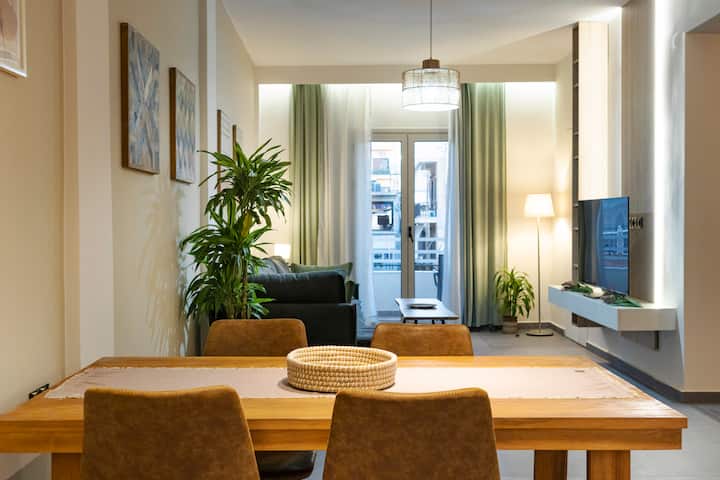 Stylish And Modern 2br Near Nea Chora Beach - La Canée