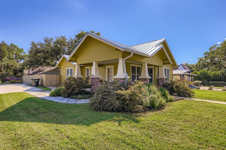 Old Town Bungalow. Walkable To Su, Park & Square - Georgetown, TX
