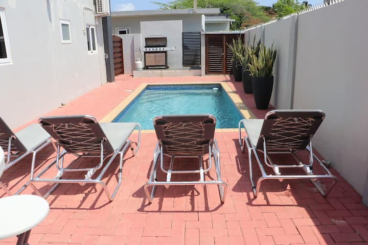 Modern Apartment With Pool - Curaçao