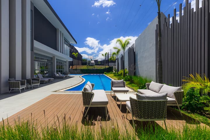 House 3br Pool, Gym, And Business-ready Wi-fi - San José