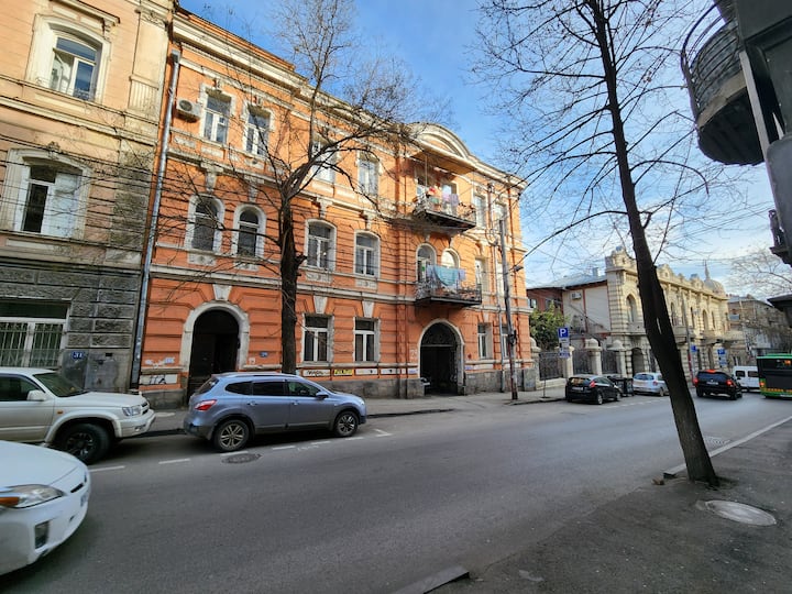 Cozy Apartment In Old Tbilisi - Tbilisi
