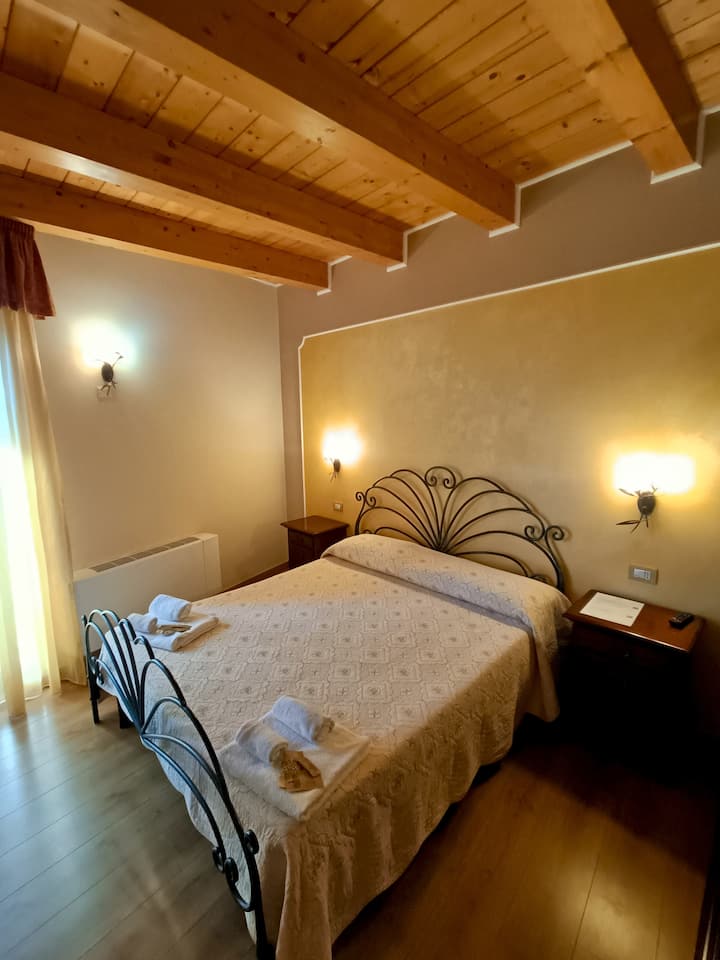 Matrimoniale Con Balcone - Viggiano