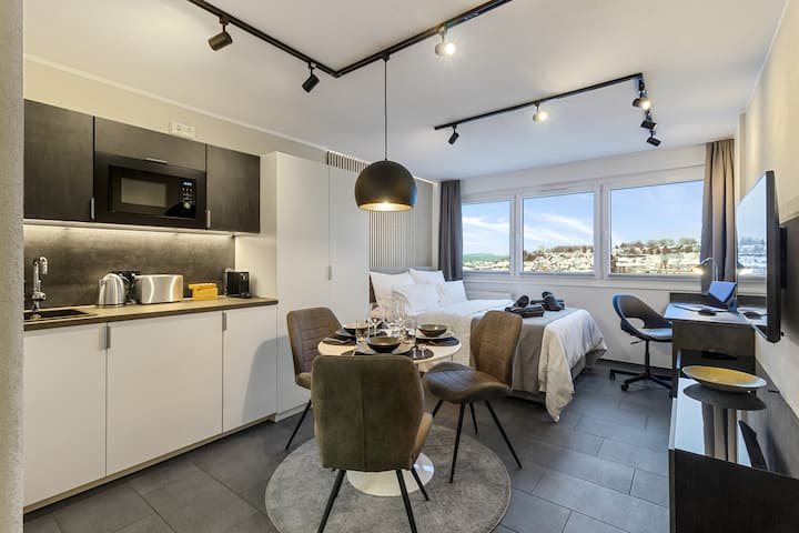 Apartment For 1-2 | Wifi | Parking | Home Office - Kaiserslautern