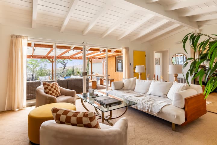 Serene Desert Ranch + Breathtaking Panoramic Views - Desert Hot Springs, CA