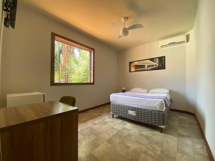 Suíte Incrível C/ Piscina, Closet E Ar! - 