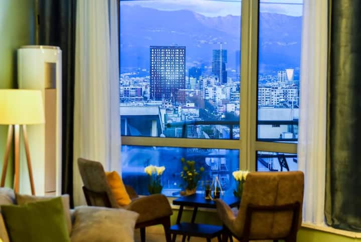Cityscape Tirana: 2br Kavaja St, 11 Fl, Dajti View - Tirana