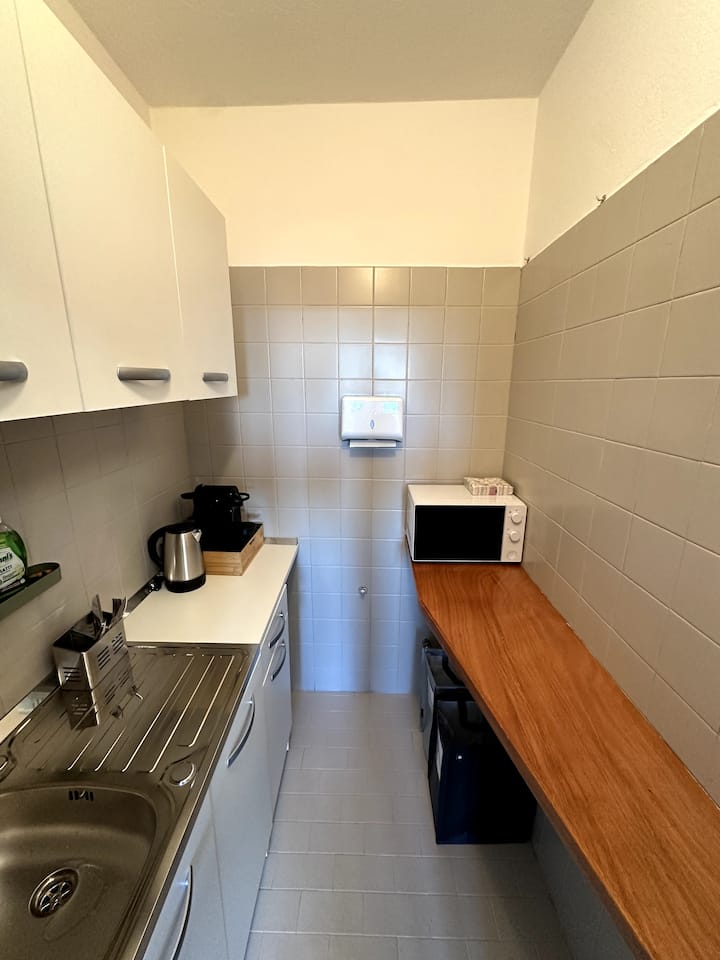 Busstop 10 Meters, Venice 15 Minutes, Free Parking - Venice