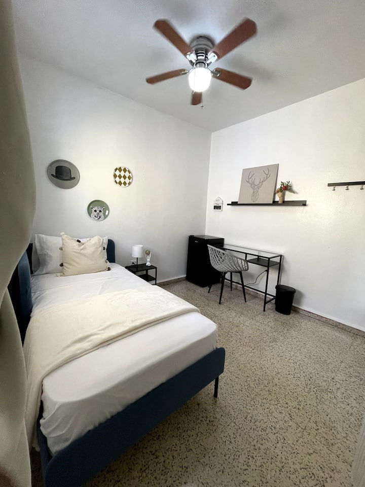 Habitación Privada, Casa Doris, Para 1 Persona. - San Juan