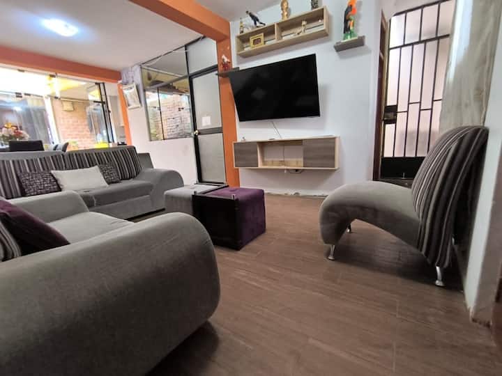 Disfruta Del Apartamento Entero; Amplio Y Acogedor - Ayacucho