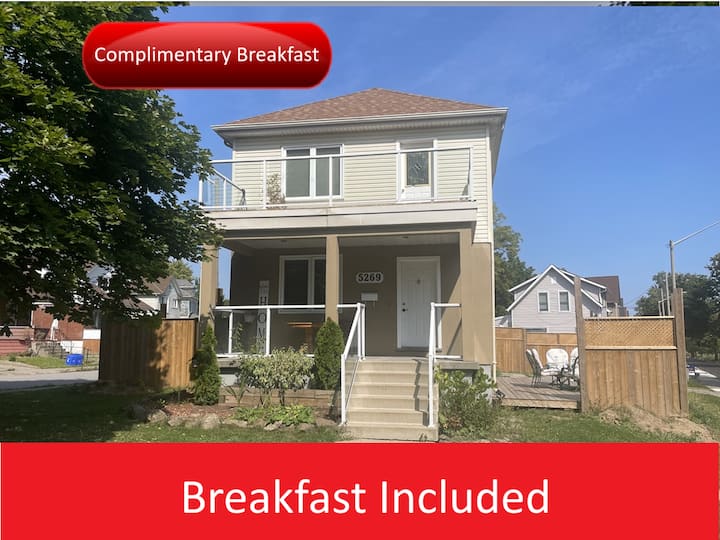 4 Bedroom Home Walk To Falls - Free Breakfast - Niagara Falls