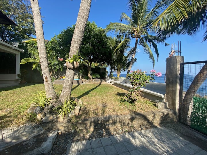 A Slice Of Our Happy Place - Bauan