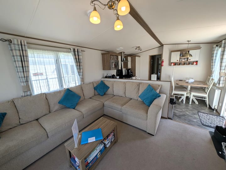 2 Bdr Pet Friendly, Near Avon Beach @ Hoburne Park - Mudeford