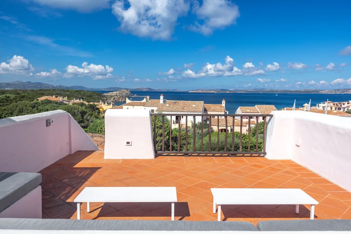 Flat With Rooftop, Private Garden 200 Mt. From Sea - Порто-Черво