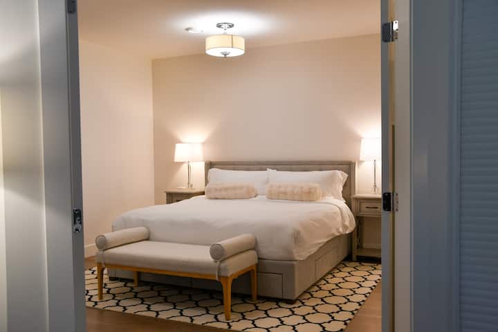 The Hyde-away - Aldergrove