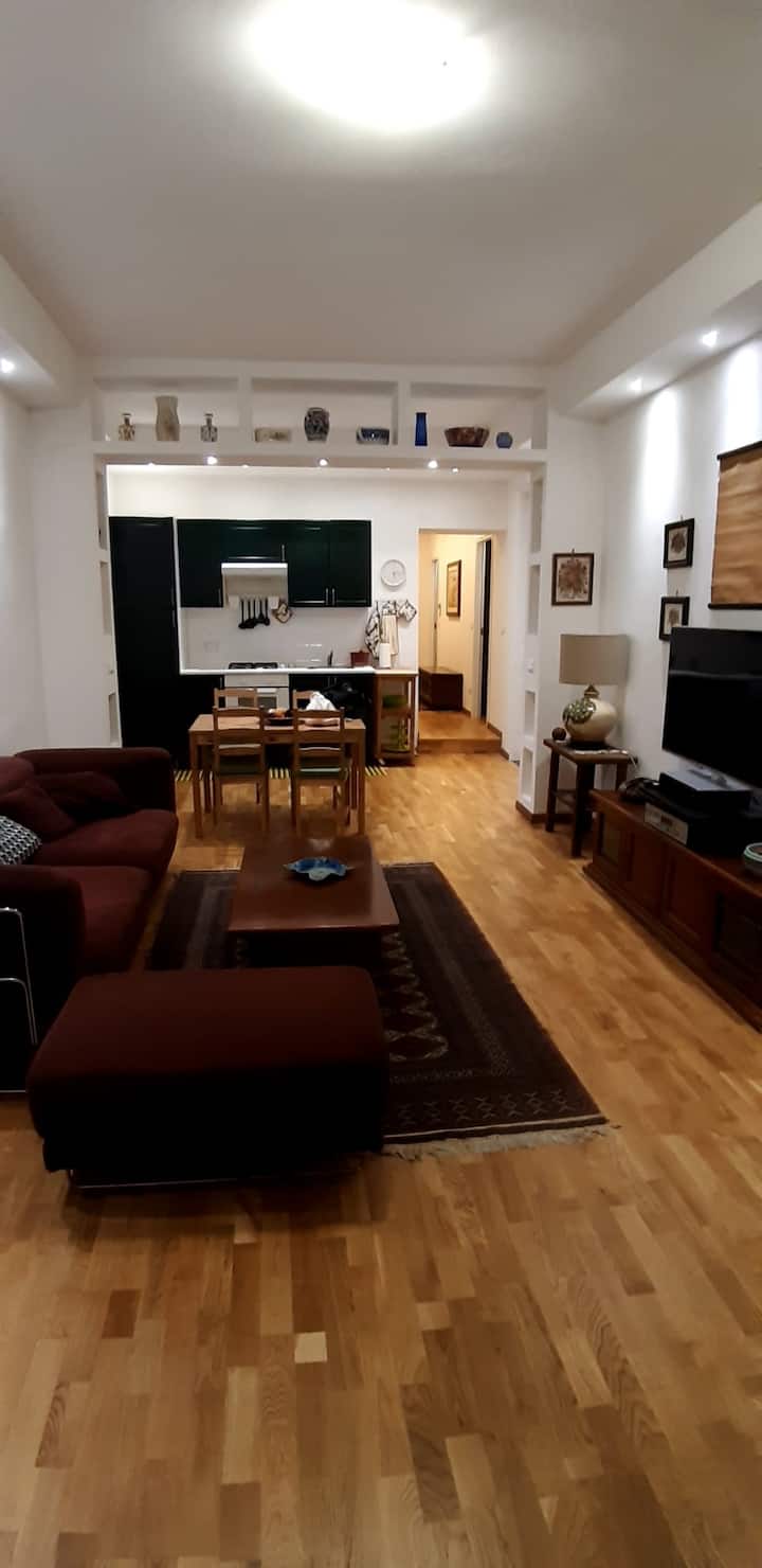 Casa Nella Torre 
Acquario A 5 Min.
Centro Storico - Gênes