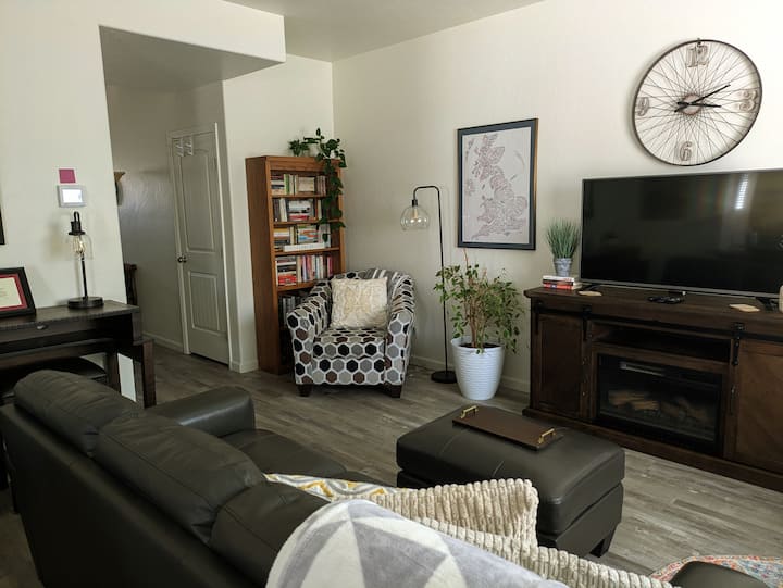 The Dairy Retreat: Private + New + Espresso + Pets - Grand Junction, CO