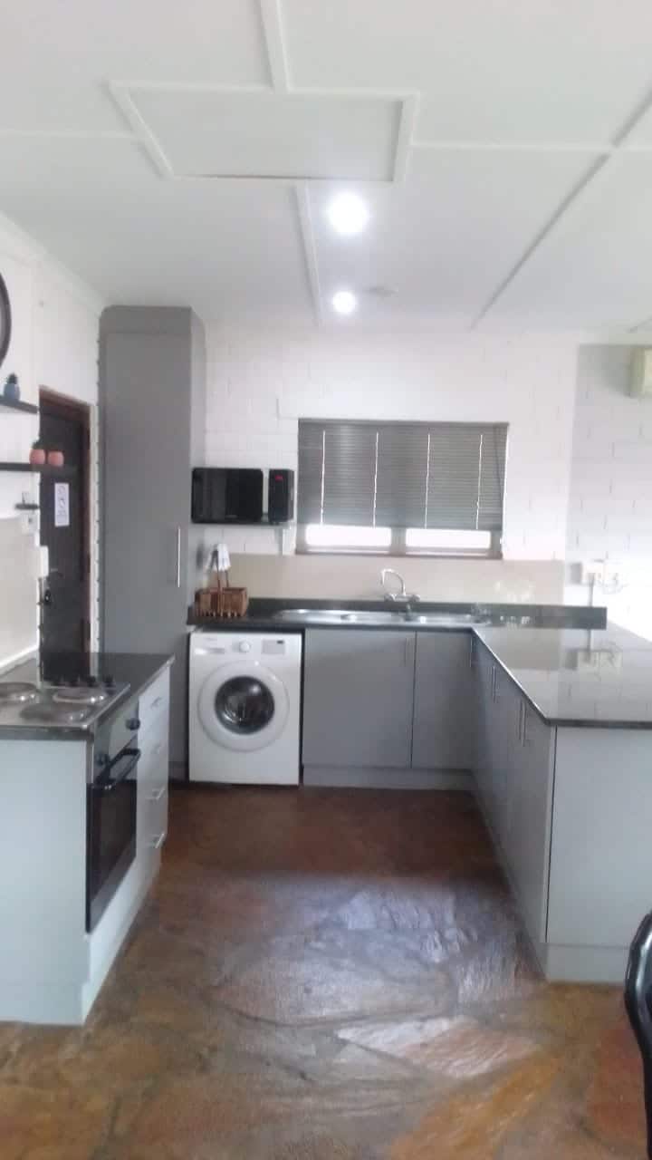 Athlone Park,amanzimtoti,safe Parking,wifi - Amanzimtoti