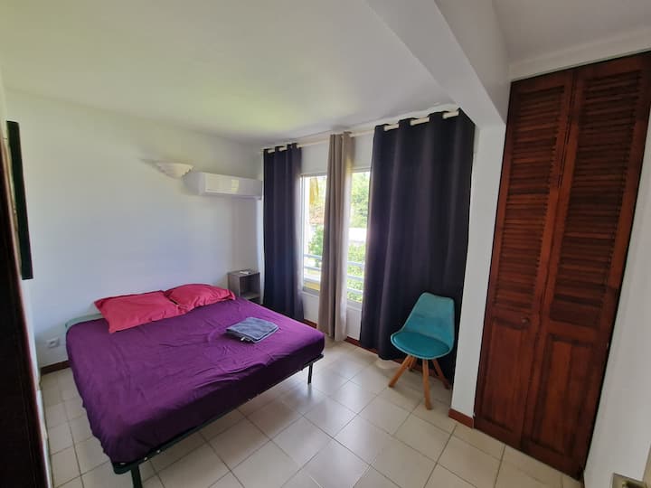 Chambre Climatisée - Fort-de-France