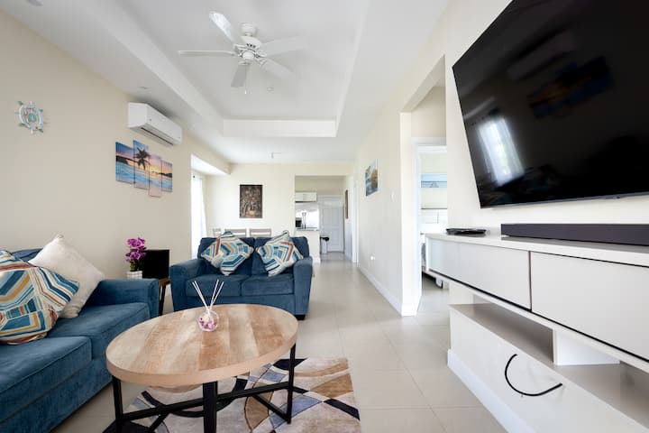 Cozy 3br Villa + Pool | Between Mobay & Negril - Jamaica